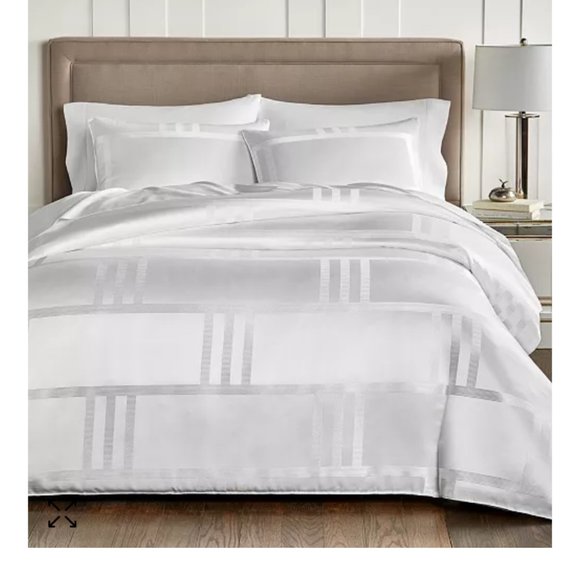 Bedding | Hotel Collection Comforter Set | Poshmark